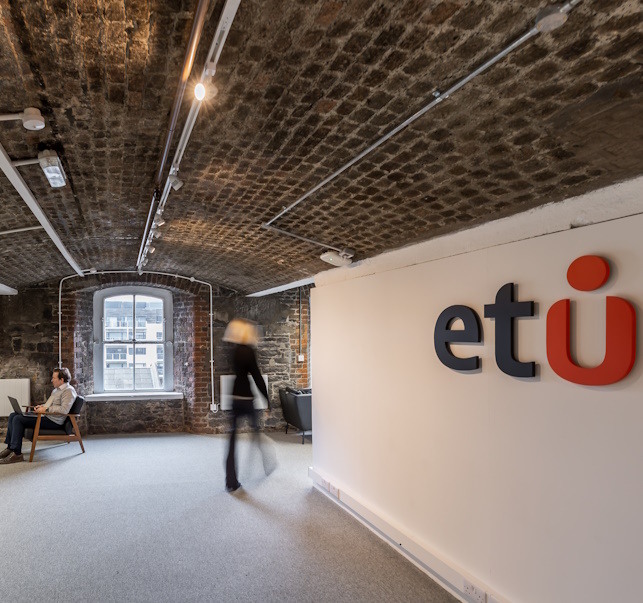 Become an immersive learning expert with a career at ETU